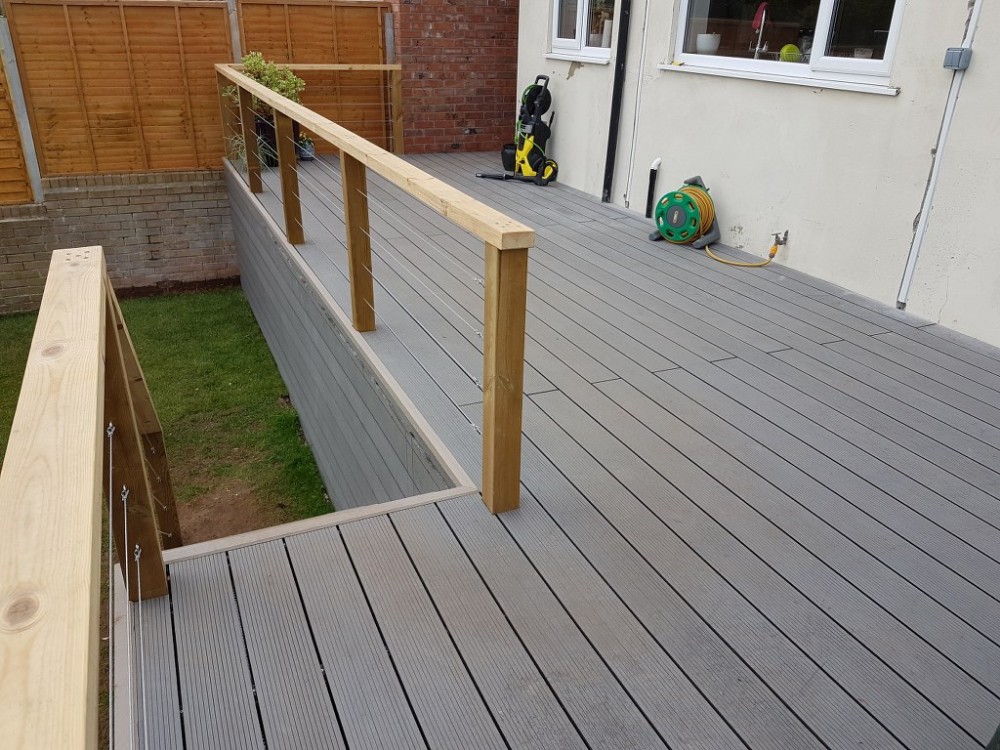 Triton - Composite Decking Angle Trim