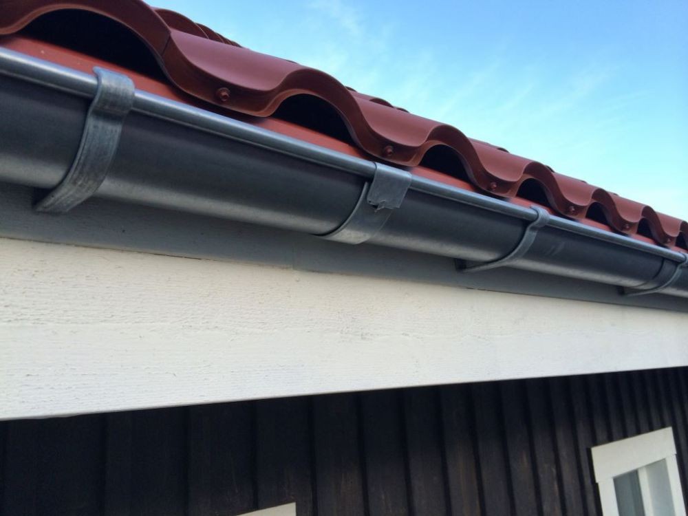 Lindab Steel Guttering - Gutter Joint with Rubber Seal - Magestic ...