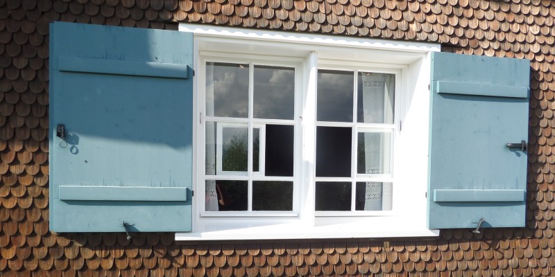 How to Hang Roof Tiles Vertically | Roofing Megastore