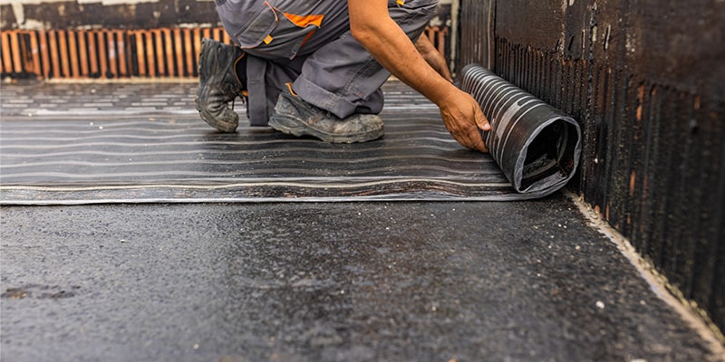 Torch-On vs Self Adhesive Felt | Roofing Megastore